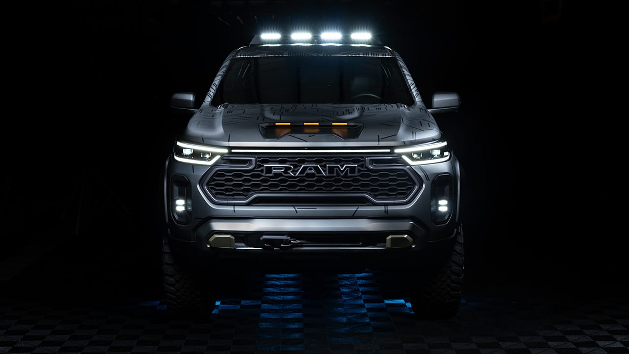 The New Midsize Ram Pickup Is 'Amazing' | American Cars And Racing