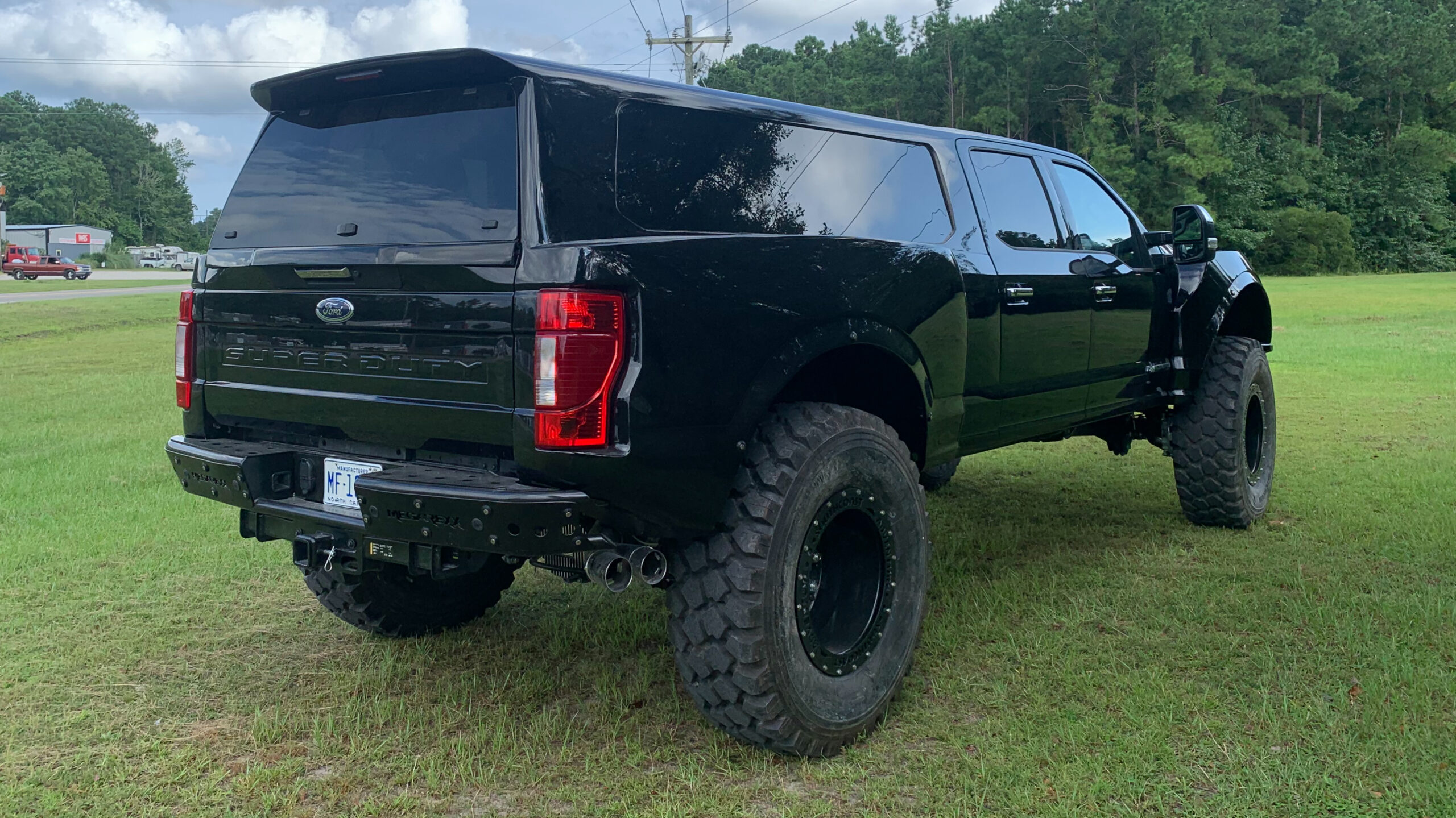 10-Passenger Ford SUV Makes Your Expedition Look Puny | American Cars ...