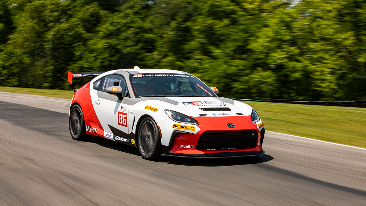 17-Year-Old Xtreme Outlaw Midgets Champion Jade Avedesian Signs With ...