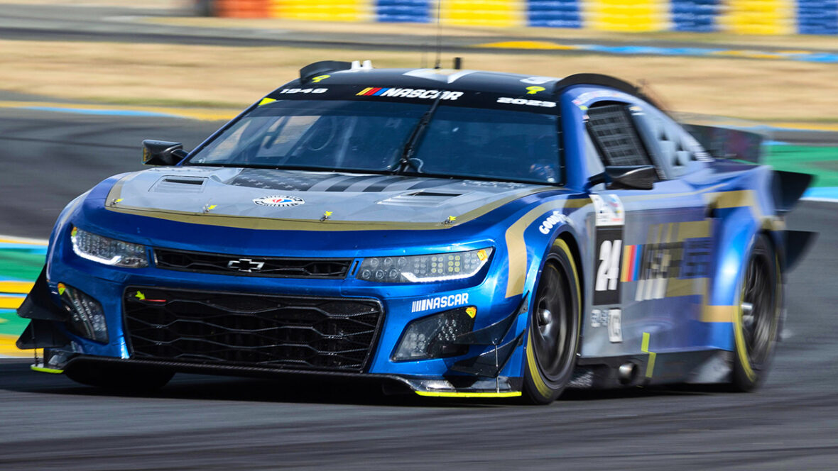 Chevrolet Really Needs To Make A Big Deal About The Last Camaros ...