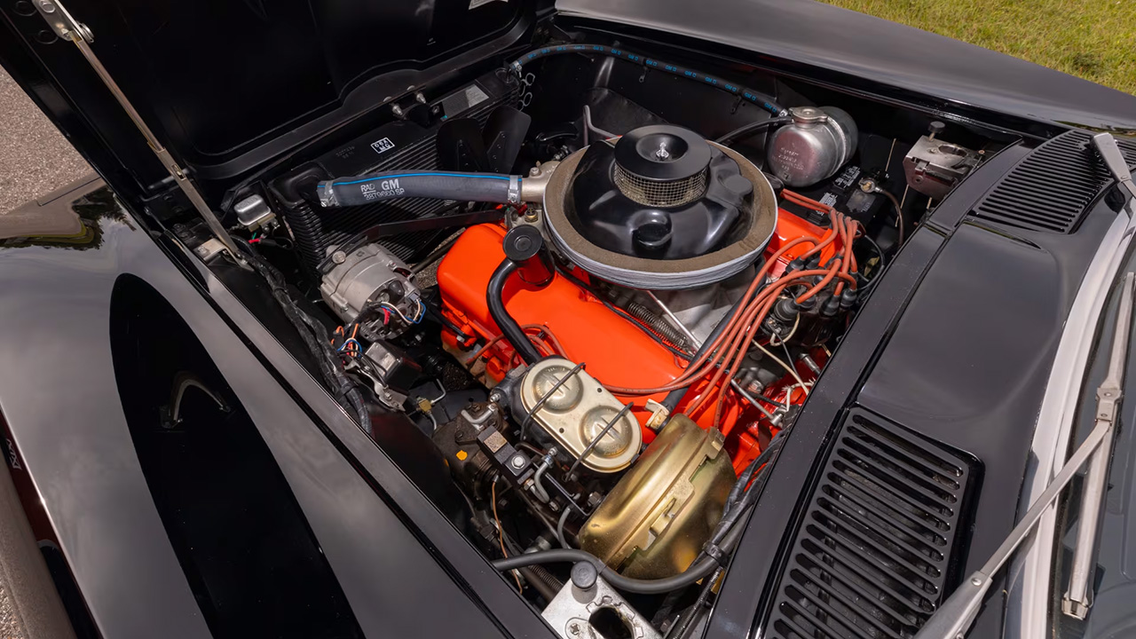 First And Final Chevrolet Corvette L88s Sold Together For $2.6 Million ...