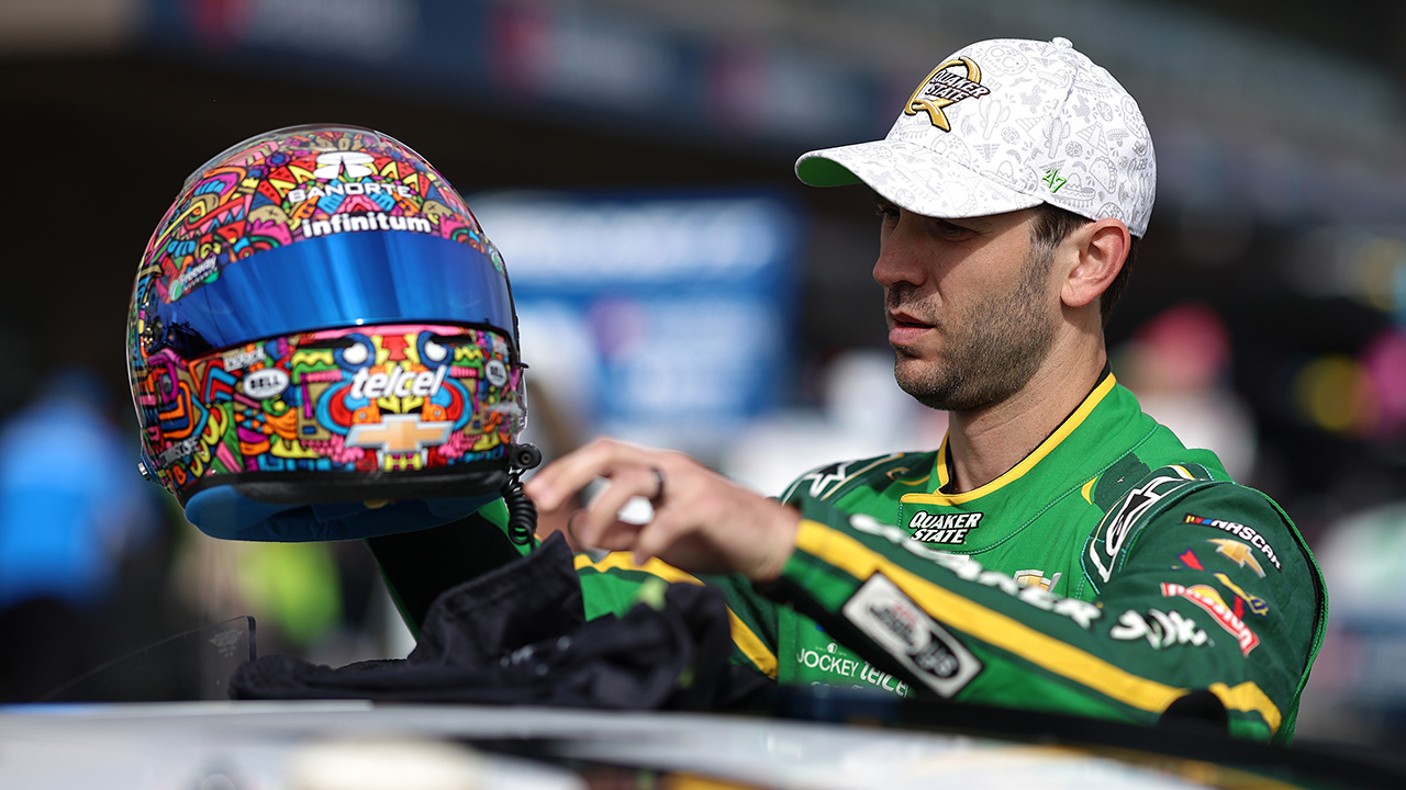 Daniel Suarez To Leave Trackhouse Racing At End Of 2025 | American Cars ...